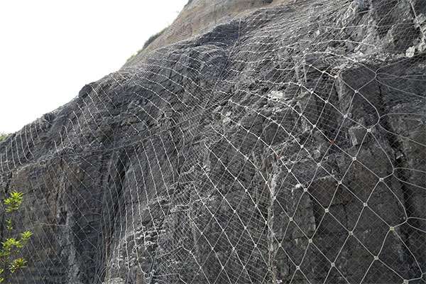 Understanding Cable Anchoring Systems for Slope and Rock Stabilization ...