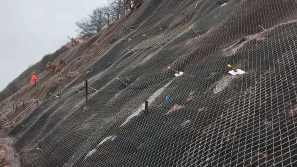 Field Performance of Cable Anchors in Stabilizing Mountainous Terrains ...